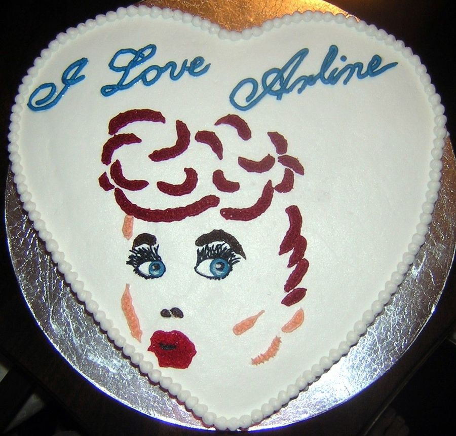 I Love Lucy Cake - CakeCentral.com