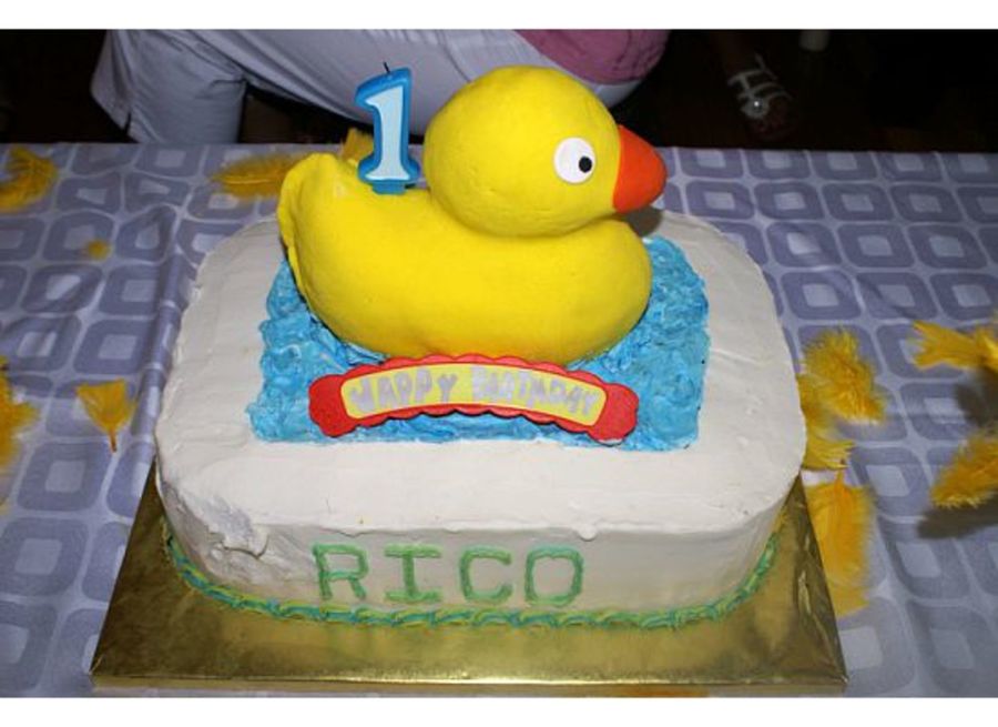 Rubber Ducky - CakeCentral.com