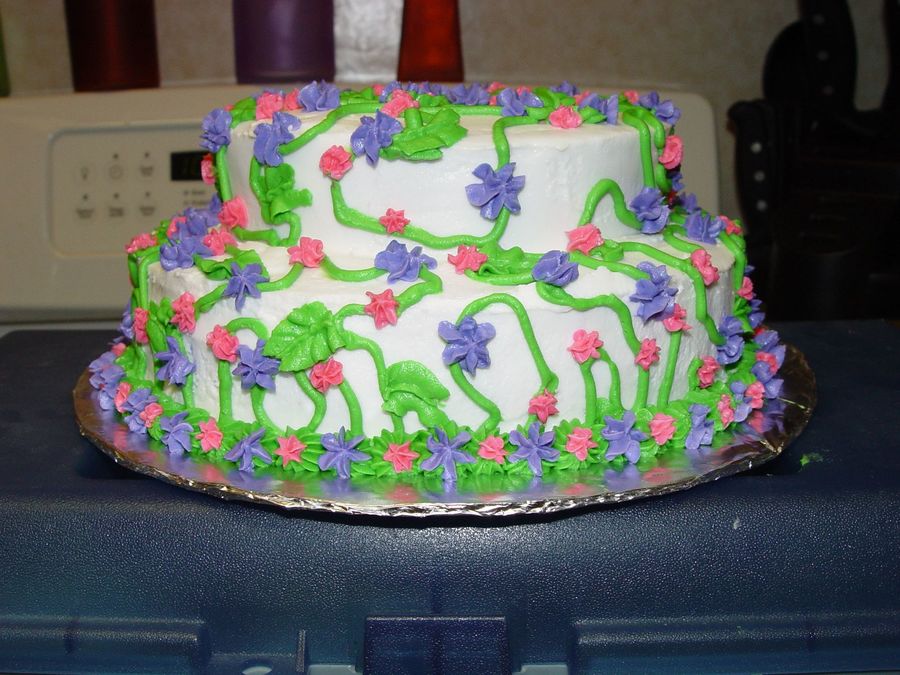 Floral Vines Cake - CakeCentral.com