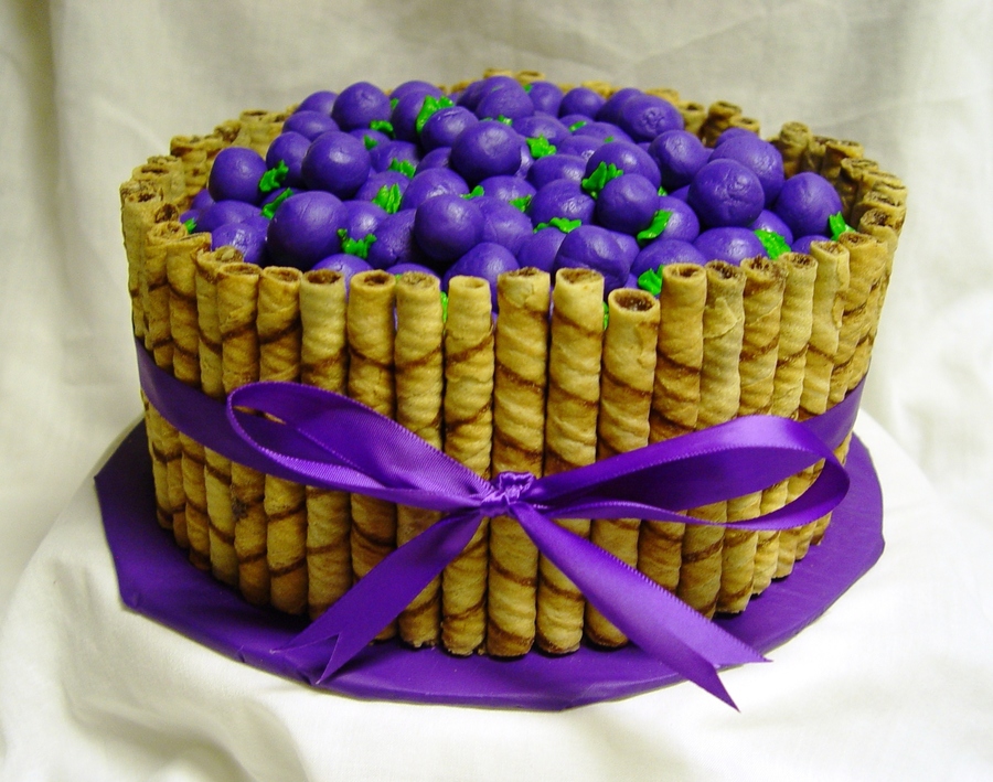 Grape Cake - CakeCentral.com