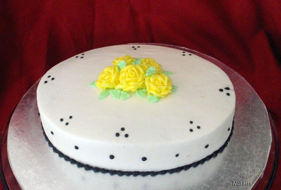 Oval - Yellow Roses - CakeCentral.com