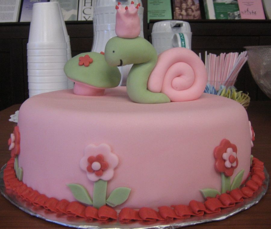 Snail Baby Shower - CakeCentral.com