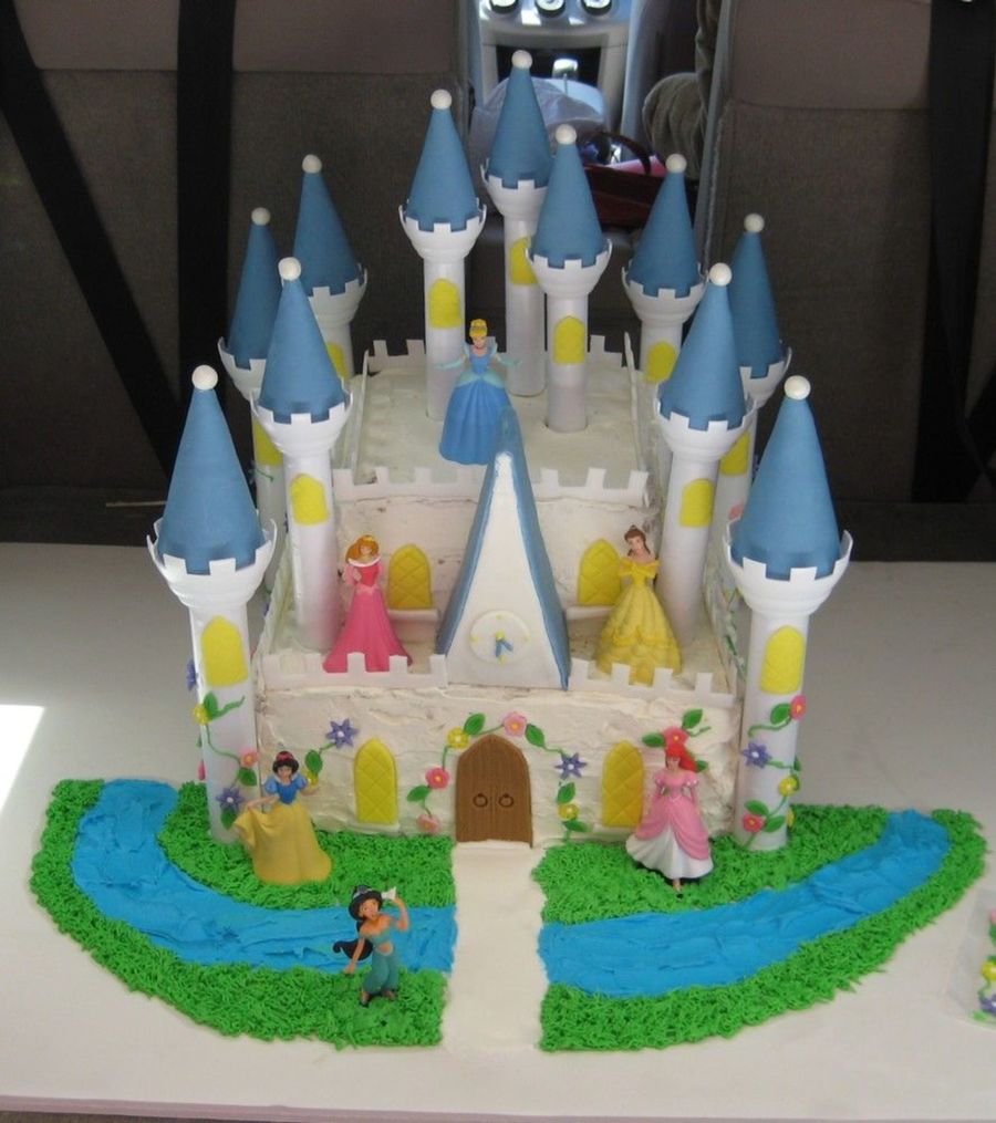 Princess Riley's Castle Cake - CakeCentral.com