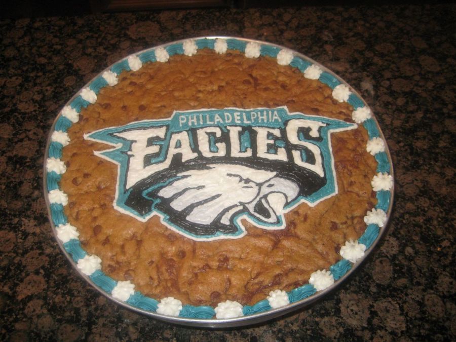 Philadelphia Eagles Cookie Cake - CakeCentral.com