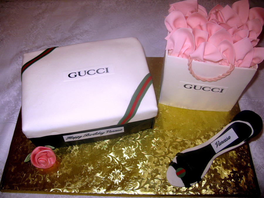 Gucci Cake - CakeCentral.com