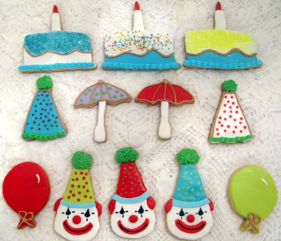 Clown Cookies - CakeCentral.com