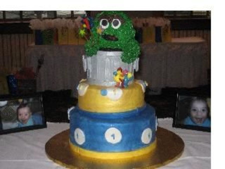 Oscar The Grouch - CakeCentral.com