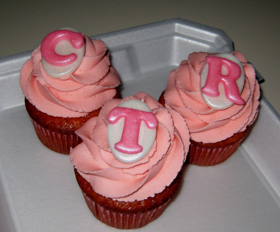 Monogrammed Cupcakes - CakeCentral.com