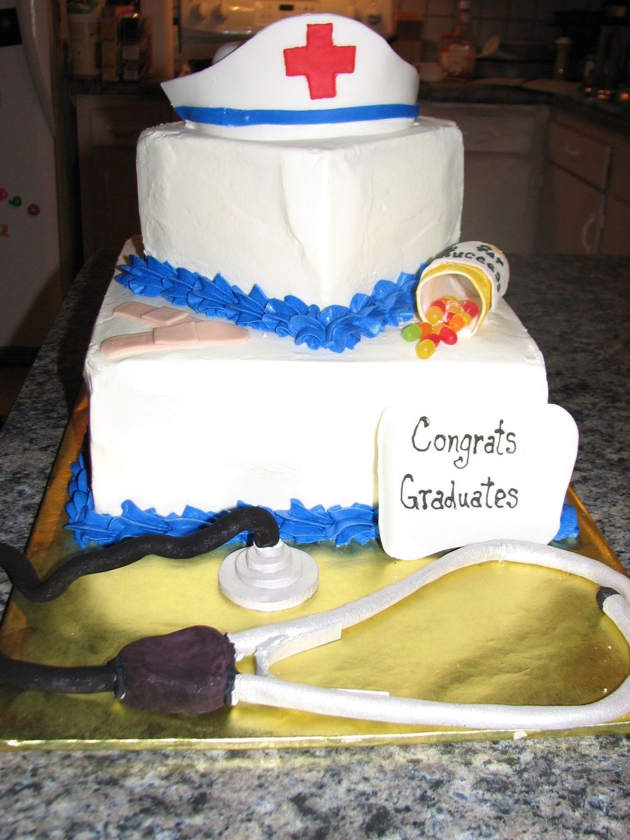Nurse Graduation - CakeCentral.com