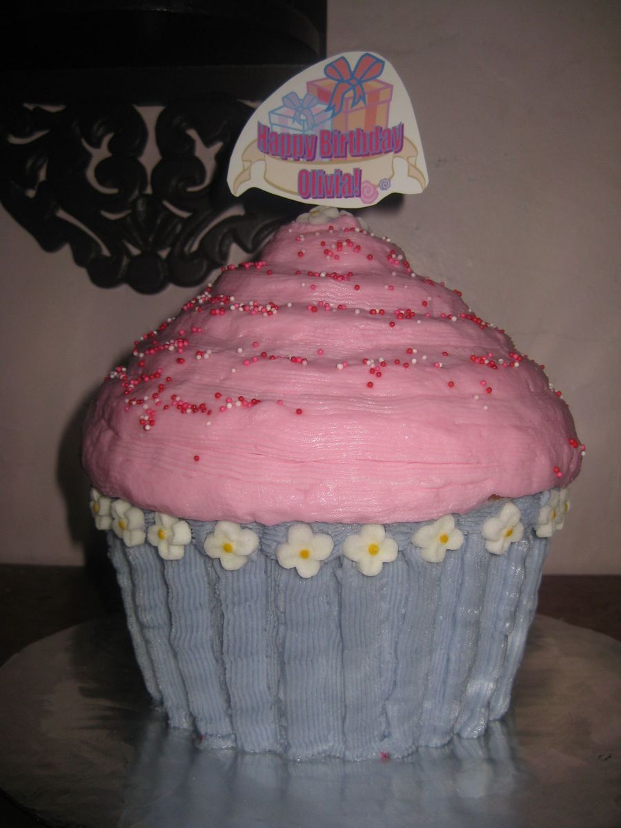 Wilton Cupcake - CakeCentral.com