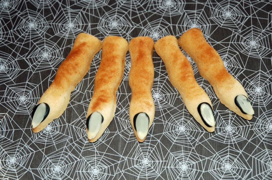Creepy Fingers - CakeCentral.com