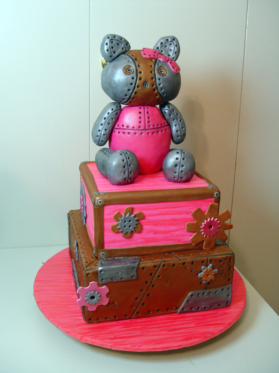 Steampunk Hello Kitty - CakeCentral.com