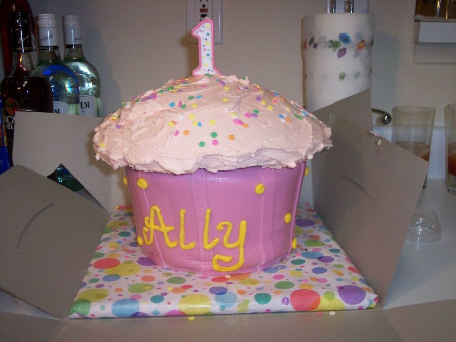 Large Cup Cake - CakeCentral.com