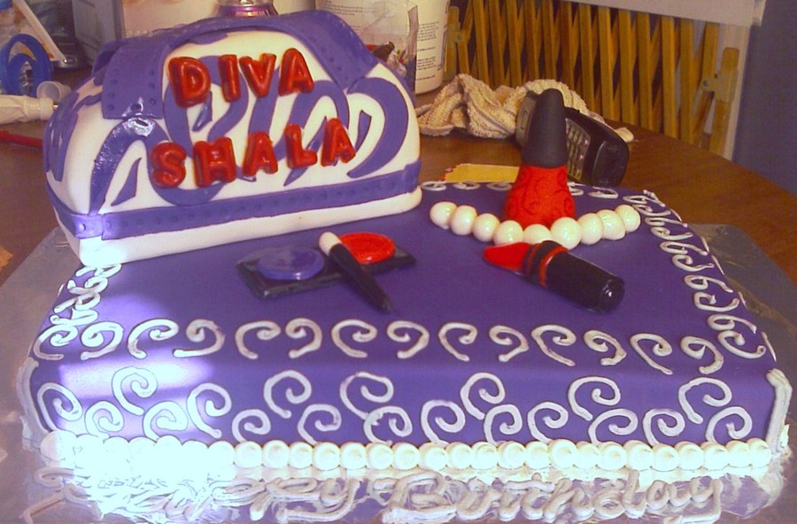 Diva Cake - CakeCentral.com