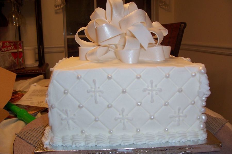 Buttercream Class Cake - CakeCentral.com