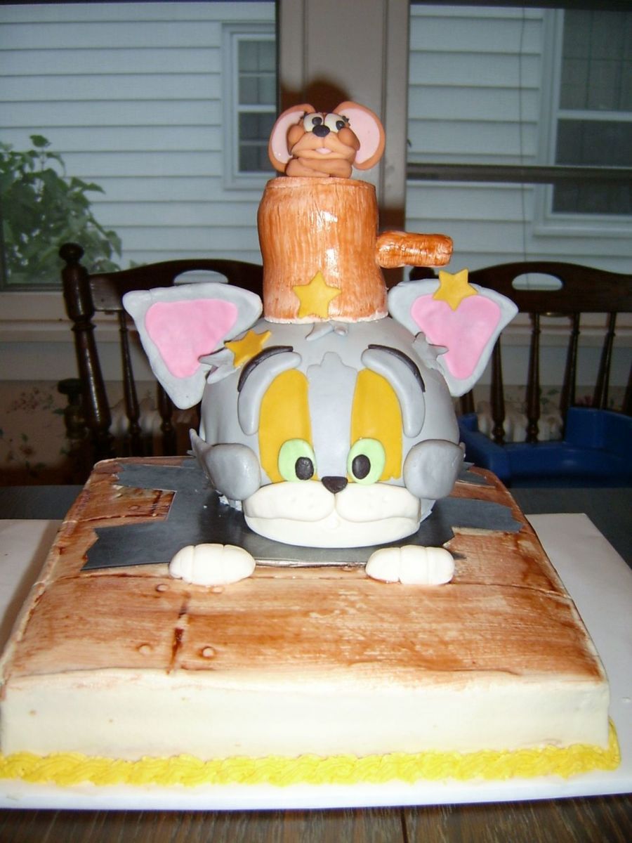 Tom And Jerry - CakeCentral.com