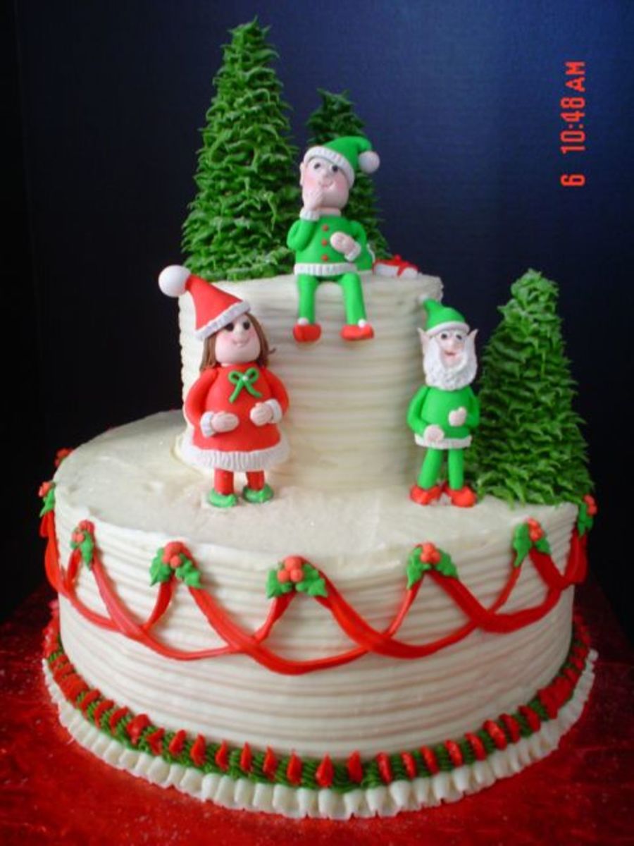 Christmas Elves Cake - CakeCentral.com