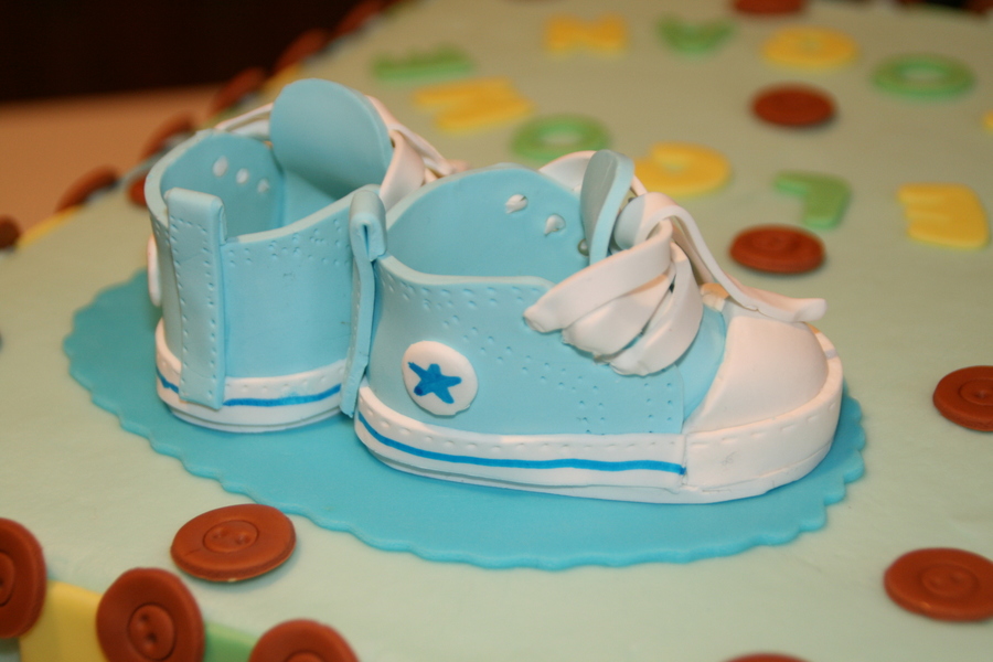 Logan's Baby Shower - CakeCentral.com