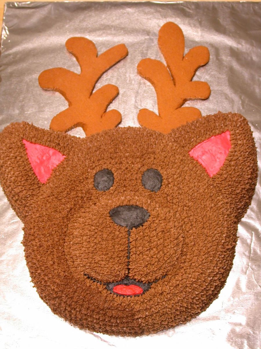 Reindeer Cake - CakeCentral.com