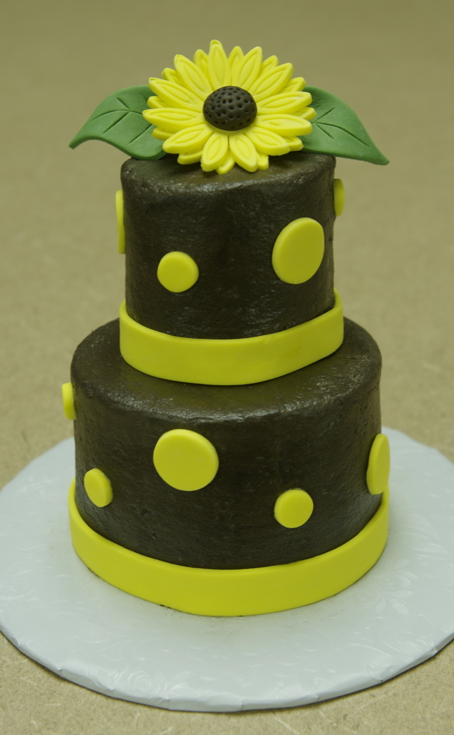 Mini-Cake With Sunflower - CakeCentral.com