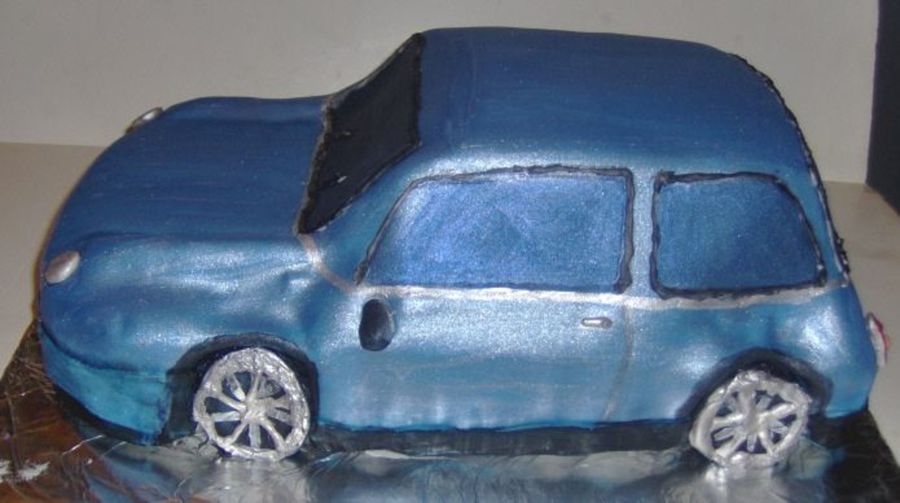 Mini Cooper Cake - CakeCentral.com
