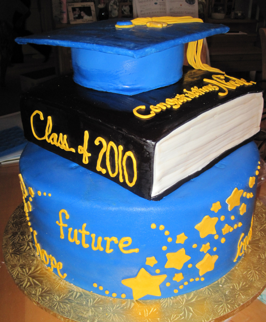 Nicole's Grad Cake - CakeCentral.com