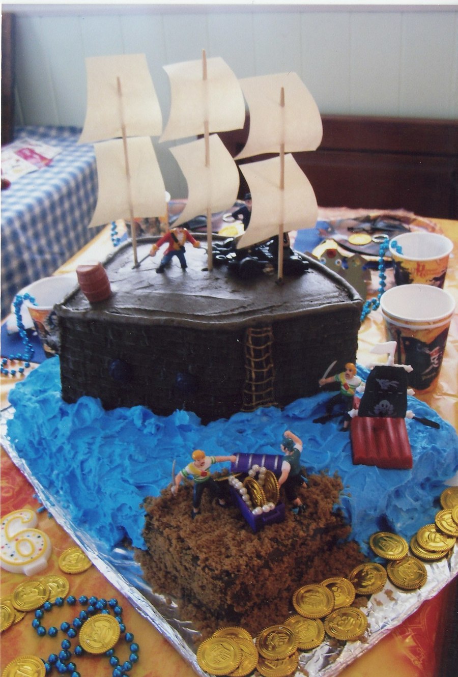 Pirate Ship - CakeCentral.com