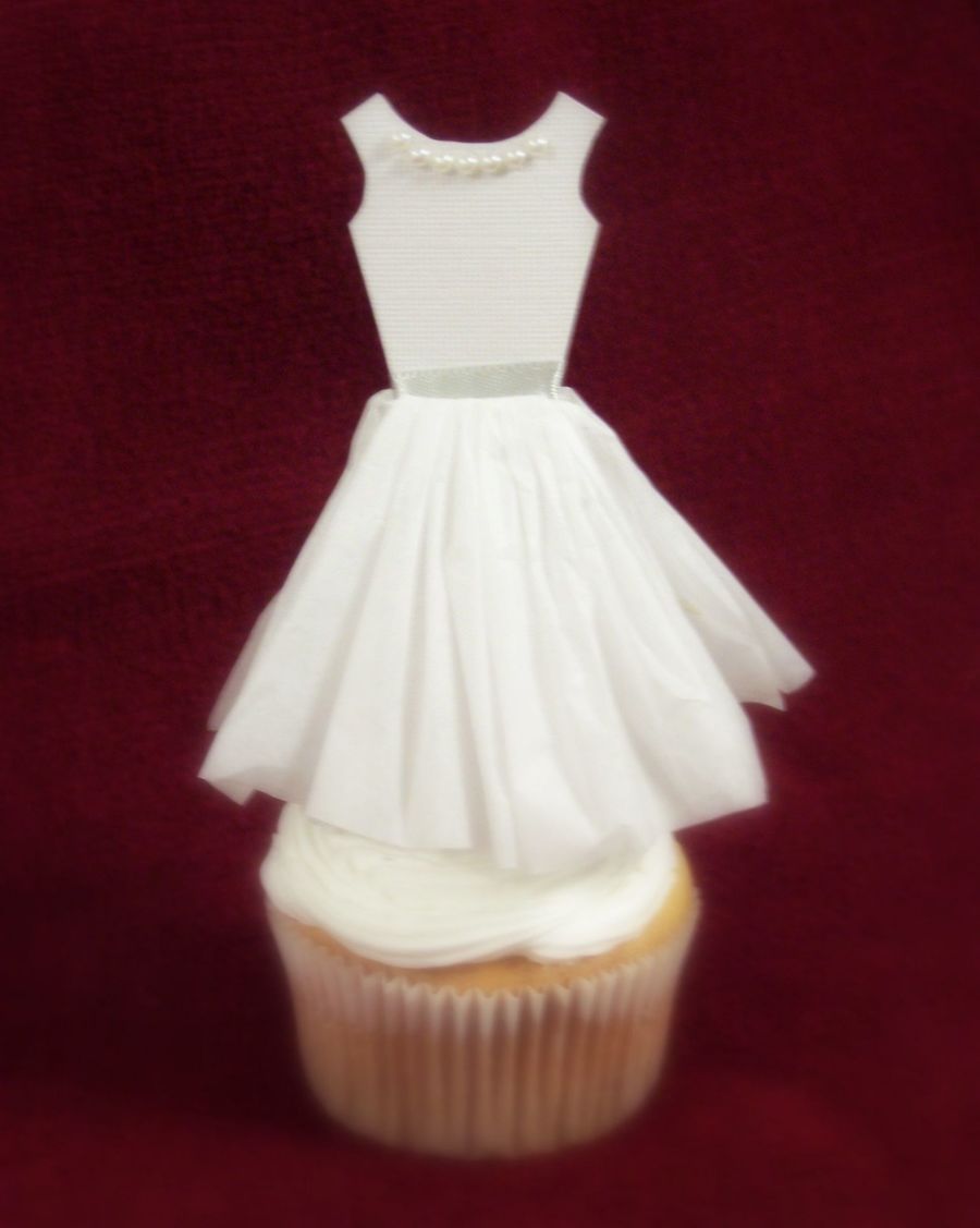 Paper Dress Cupcake Topper - CakeCentral.com