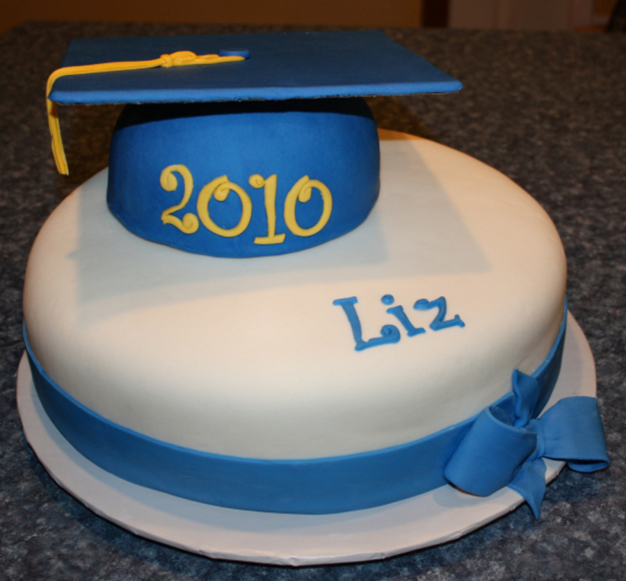 Blue & Gold Graduation Cake - CakeCentral.com