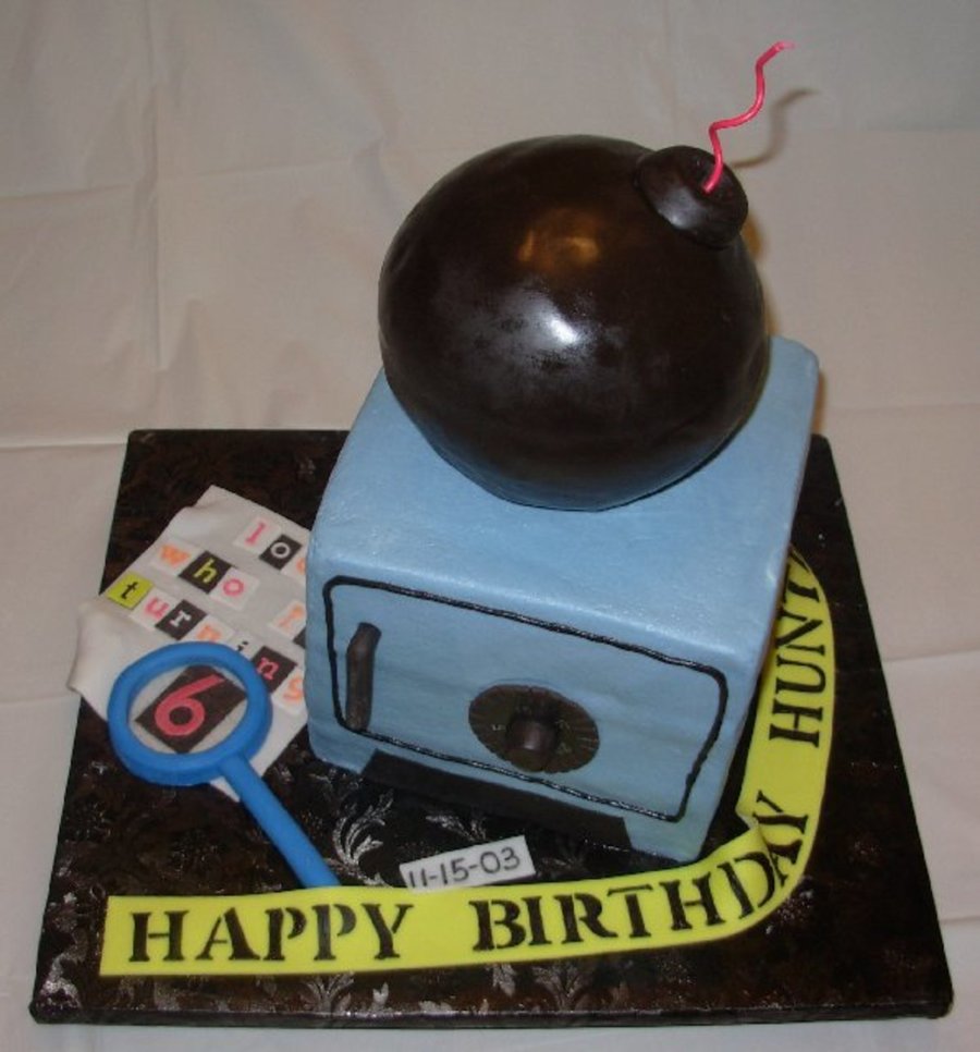 Secret Agent - CakeCentral.com