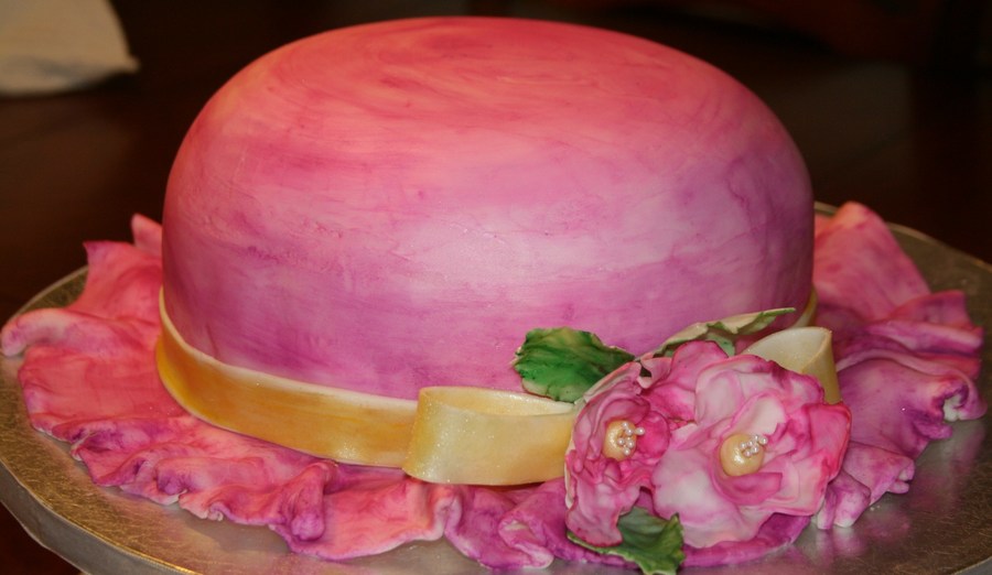 Hat Cake - CakeCentral.com