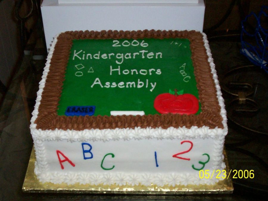 Kindergarten Graduation - CakeCentral.com