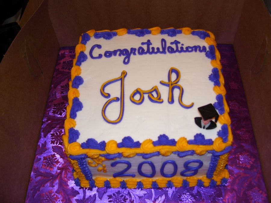2008 Purple And Gold Graduation - CakeCentral.com