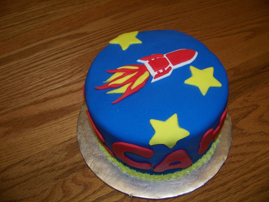 Rocket Ship - CakeCentral.com