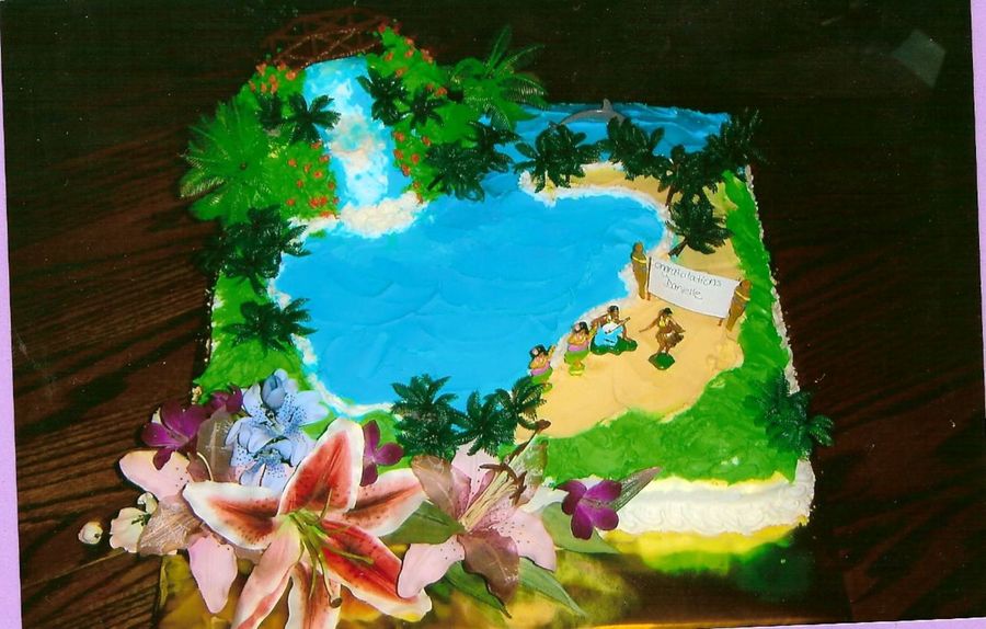 Hawaiian Graduation Cake - CakeCentral.com
