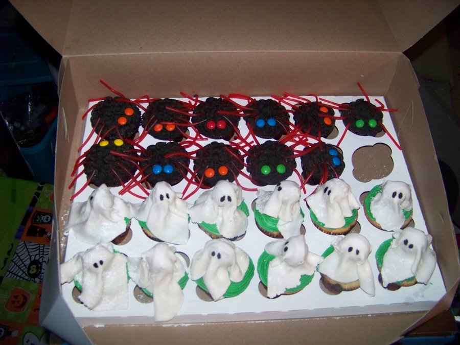 Halloween Ghost Cupcakes - CakeCentral.com