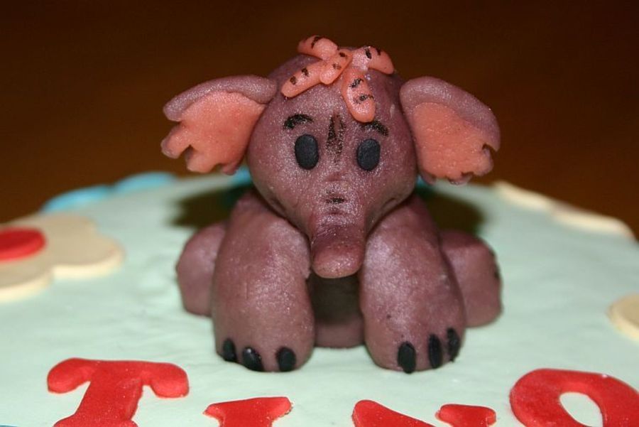 Heffalump Birthday Cake - CakeCentral.com