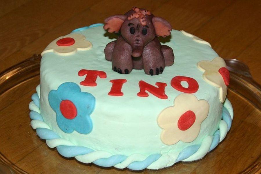 Heffalump Birthday Cake - CakeCentral.com