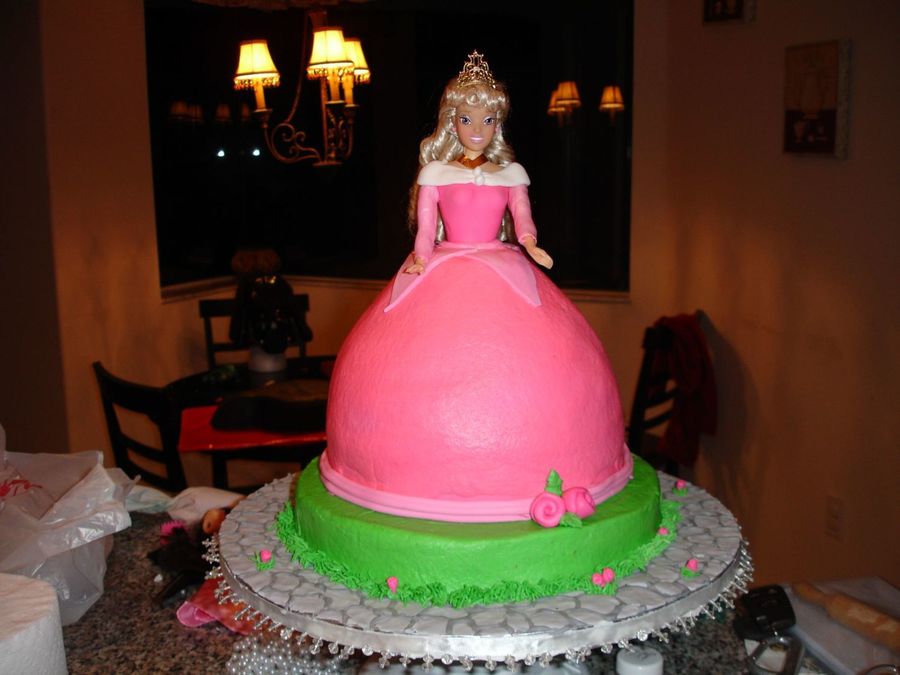 Princess Aurora - CakeCentral.com