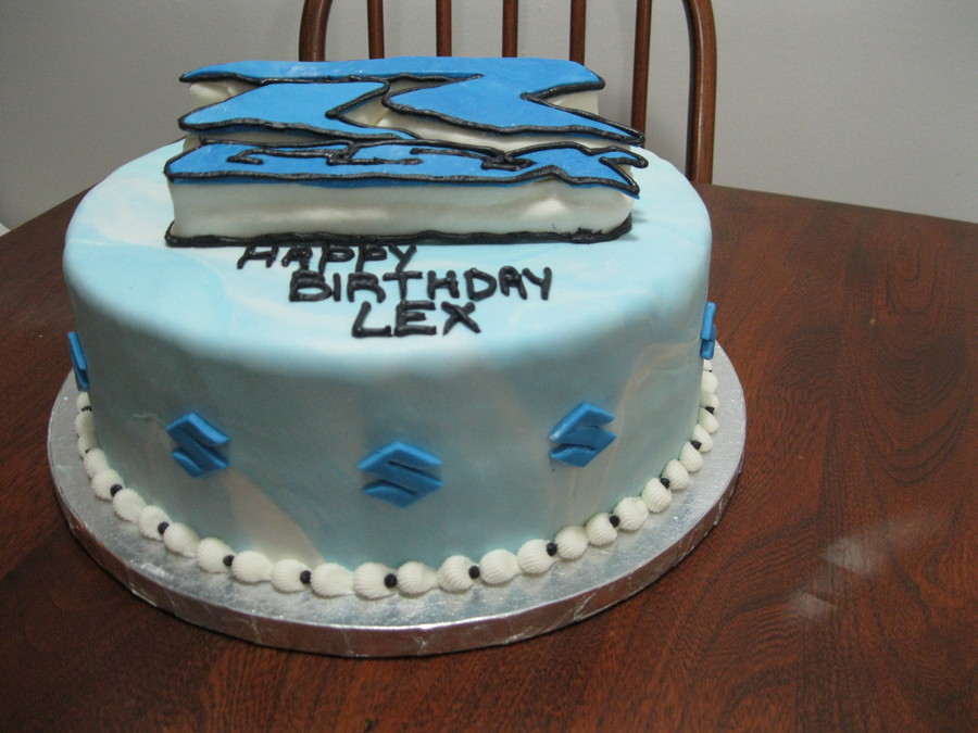 Sportbike/suzuki Theme Birthday Cake - CakeCentral.com