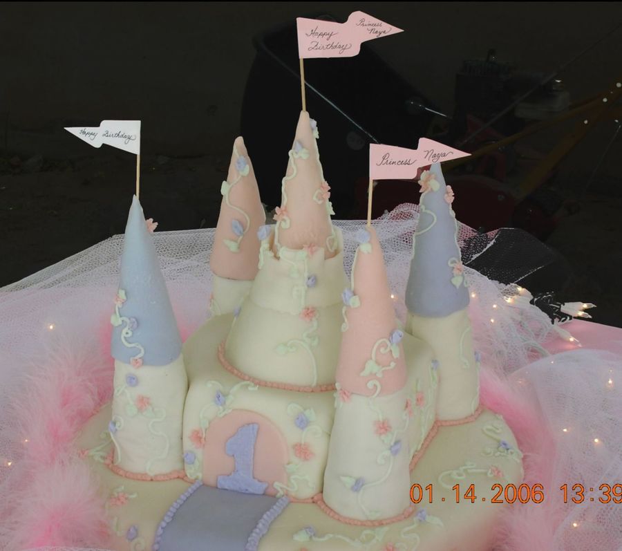 Princess Naya's 1St Birthday Cake - CakeCentral.com