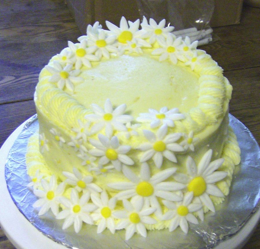 Daisy Birthday Cake - CakeCentral.com