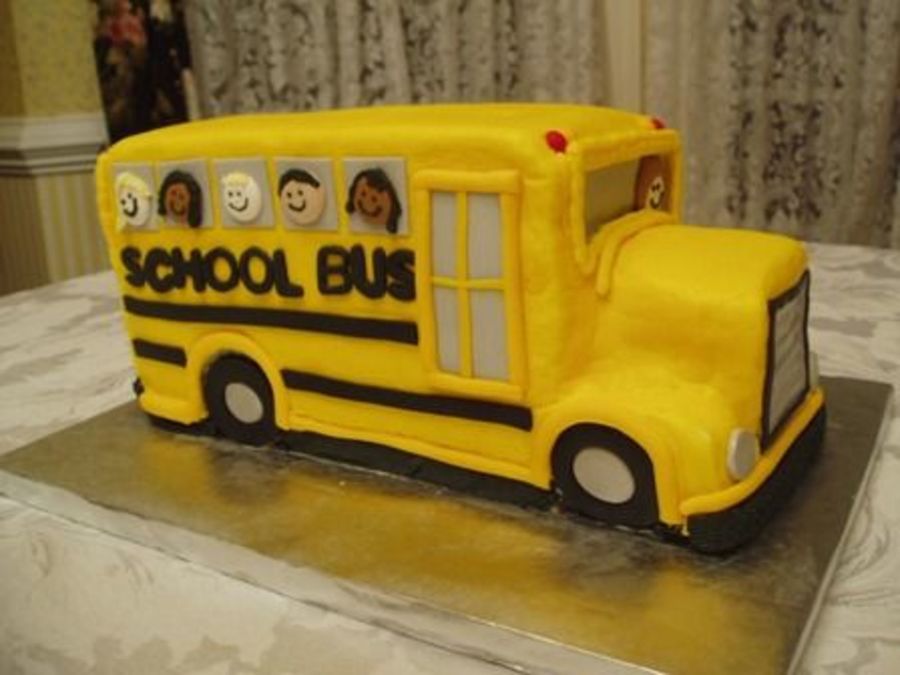 School Bus Cake - CakeCentral.com