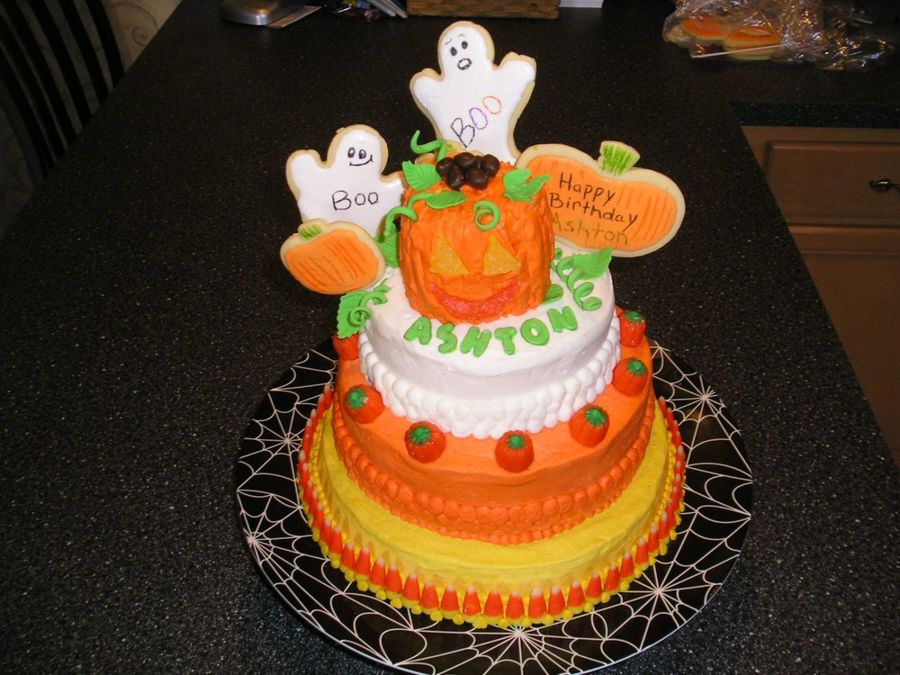 Ashton_Lr1.jpg - CakeCentral.com