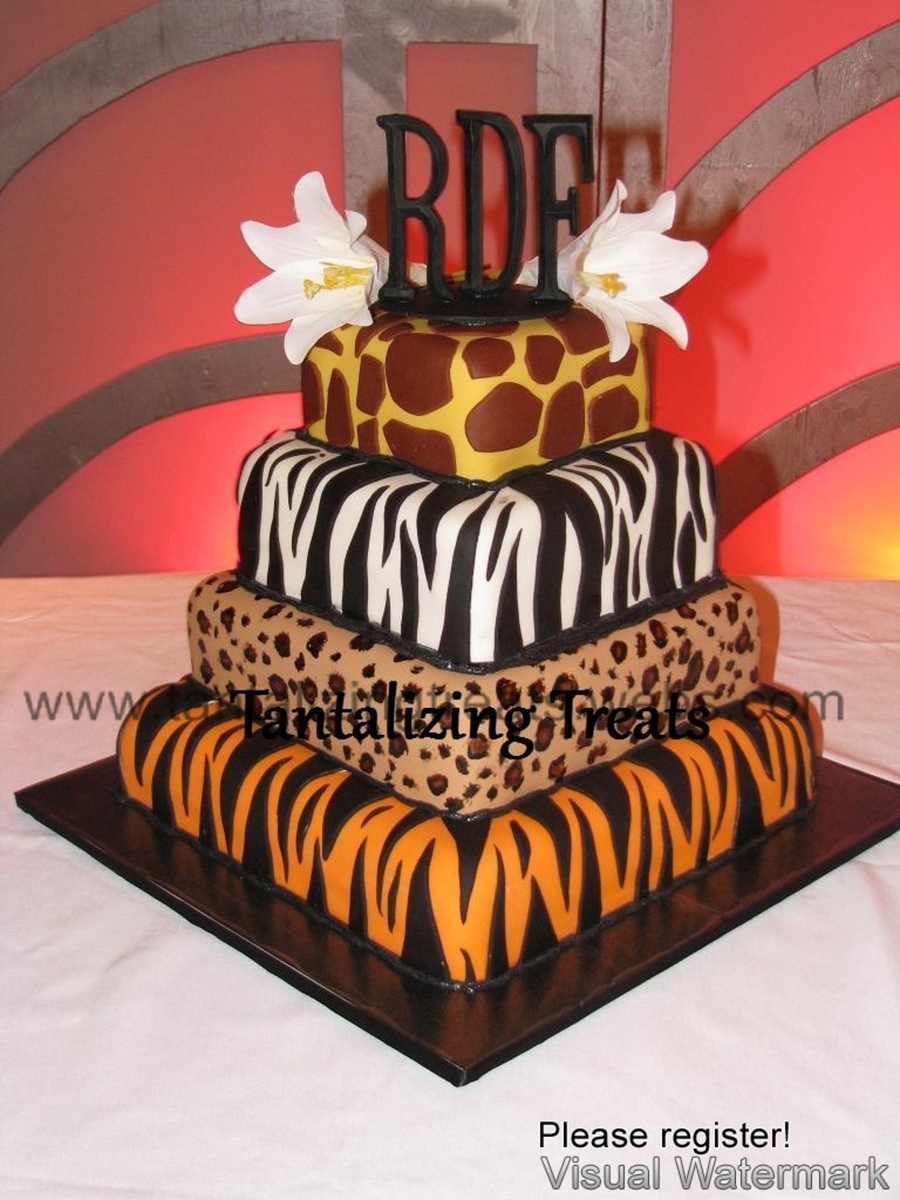Robyn's Animal Print - CakeCentral.com