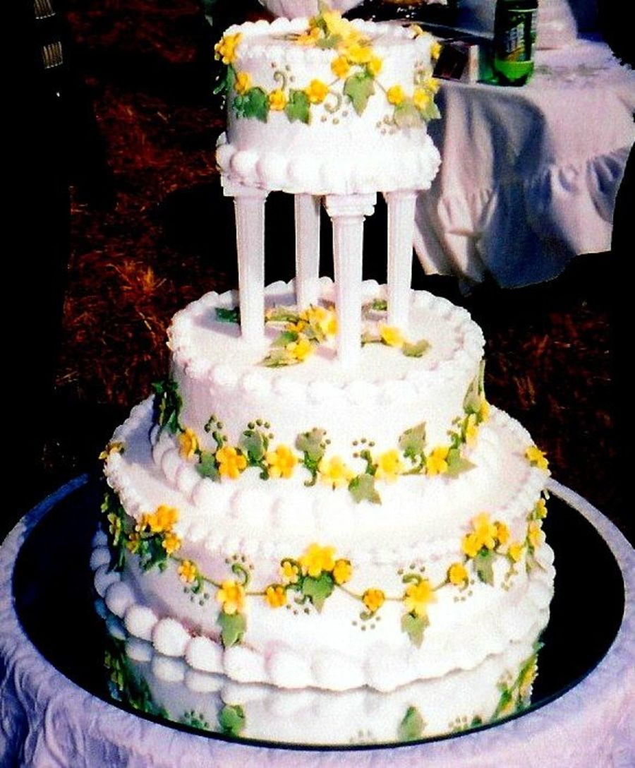 Buttercups And Ivy - CakeCentral.com