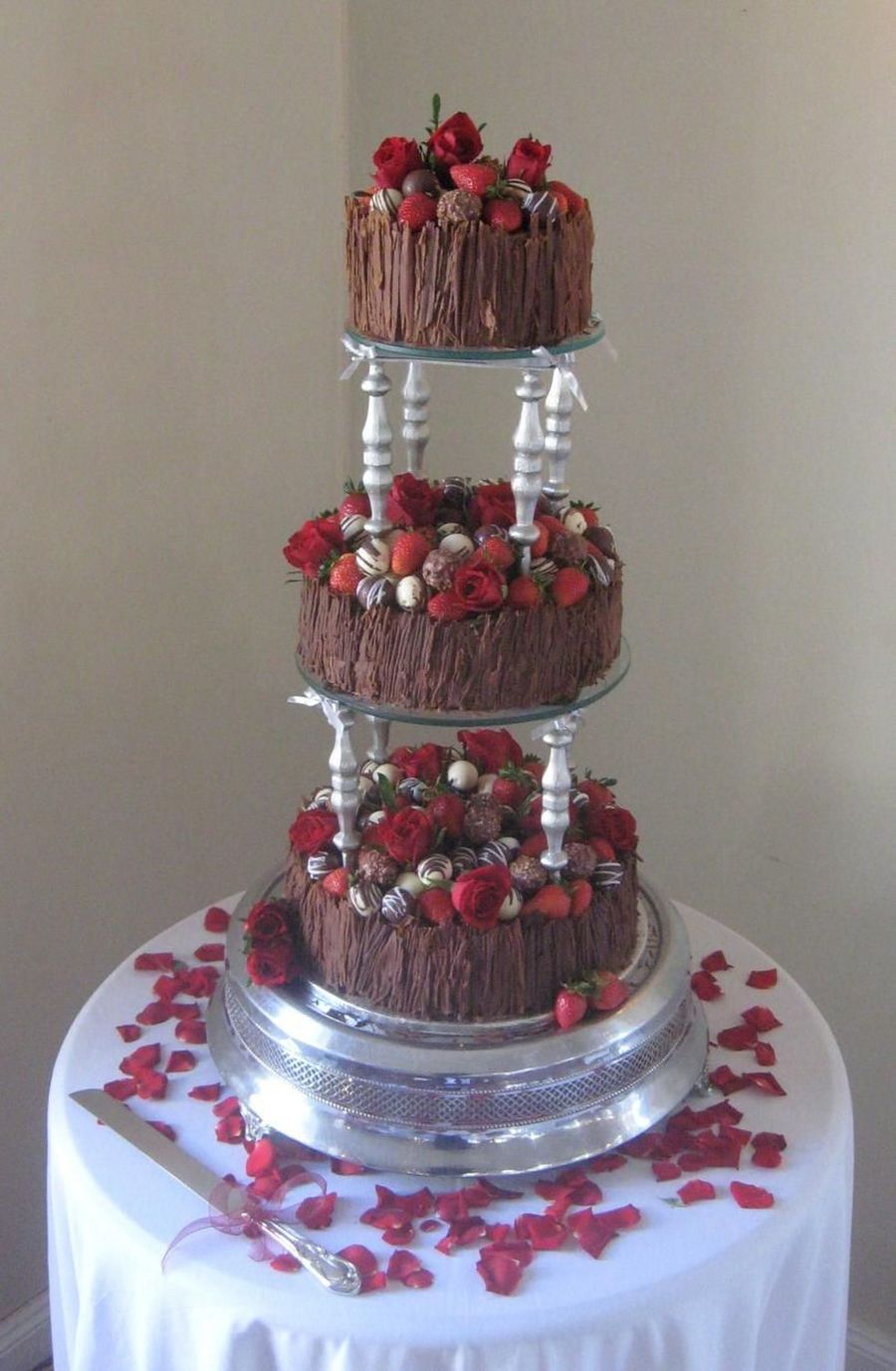 Separated Three Tier Choc Cake - CakeCentral.com