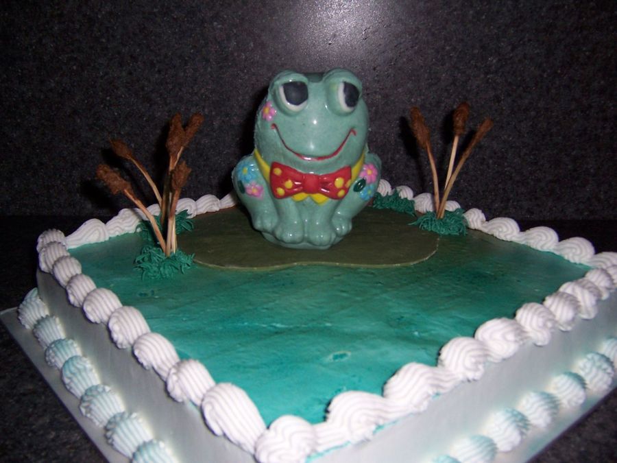 Froggy Cake - CakeCentral.com