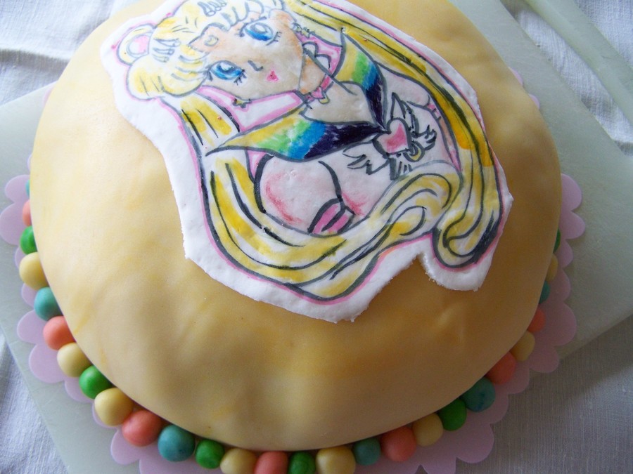 Sailor Moon - CakeCentral.com