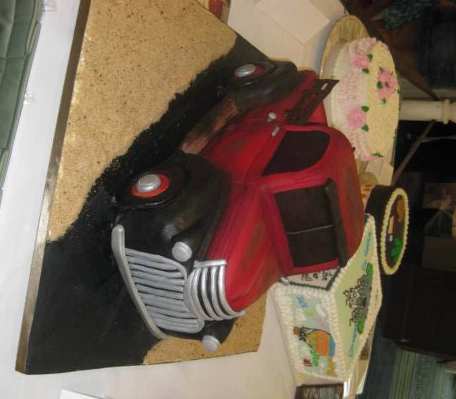 Rusty Truck Cake - CakeCentral.com